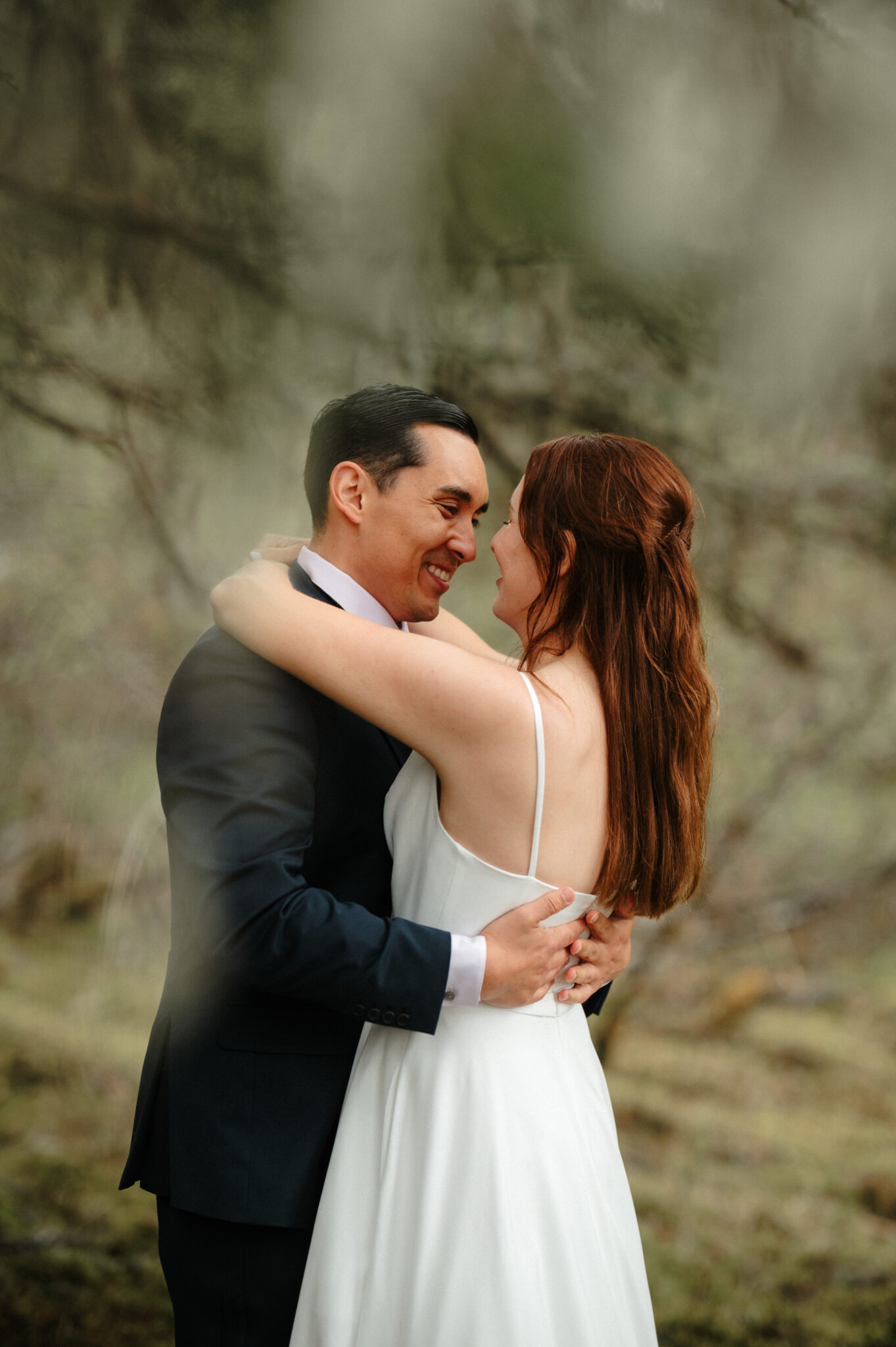 Rainy Juneau Wedding Portraits with a Rainbow - wildirisphoto.com
