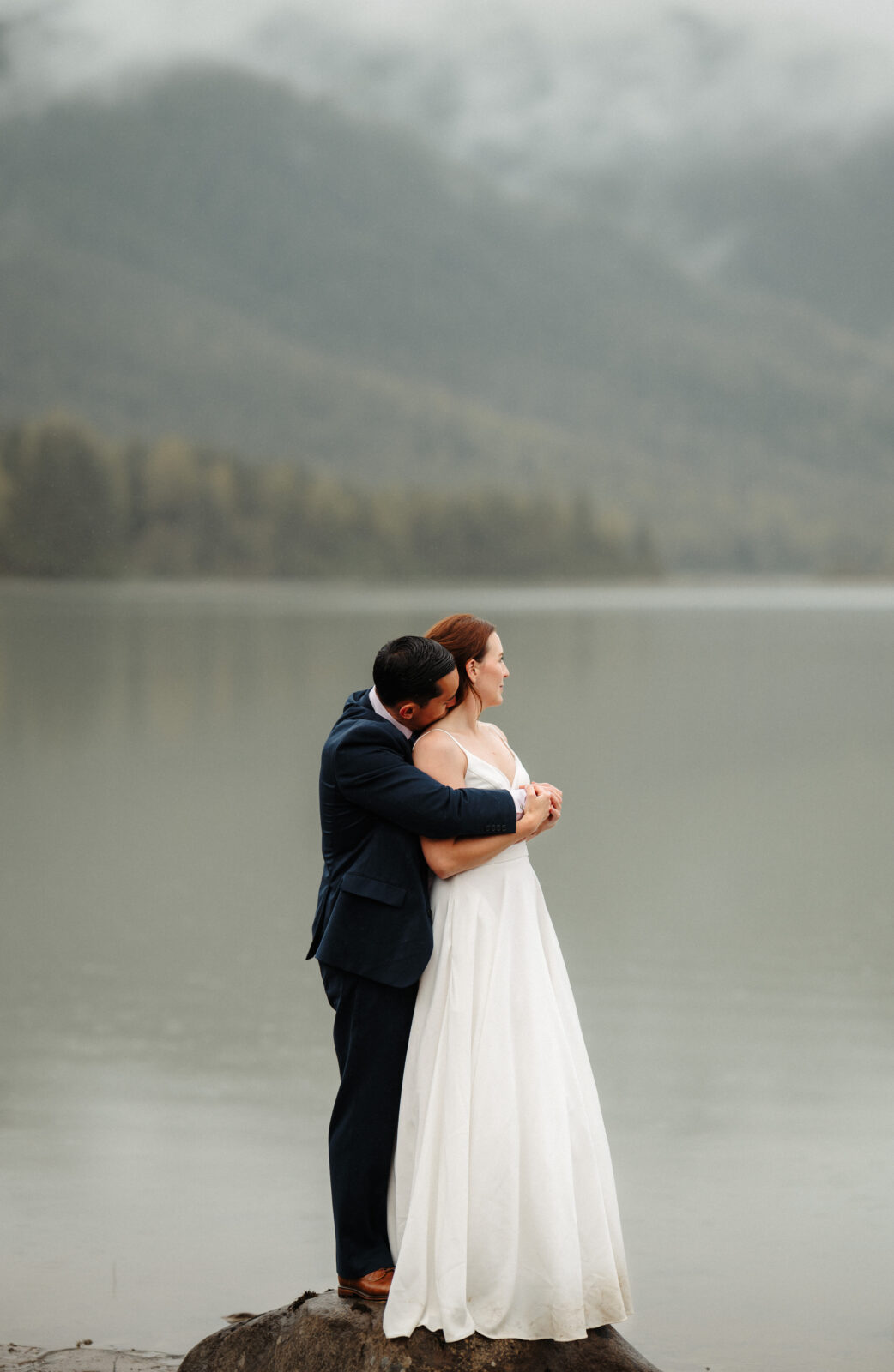 Rainy Juneau Wedding Portraits with a Rainbow - wildirisphoto.com